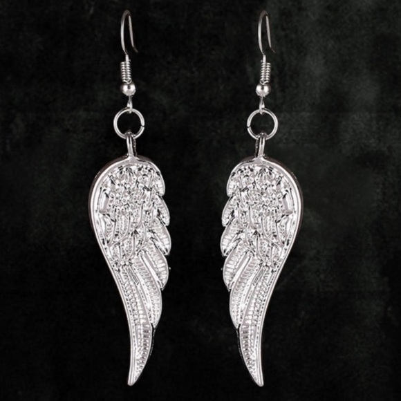 Cc And Me Boutique | Jewelry | Stainless Steel Angel Wing Dangle ...